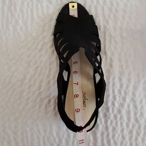 dexflex comfort | Shoes | Black Block Heels Caged Sandals Tegan | Poshmark